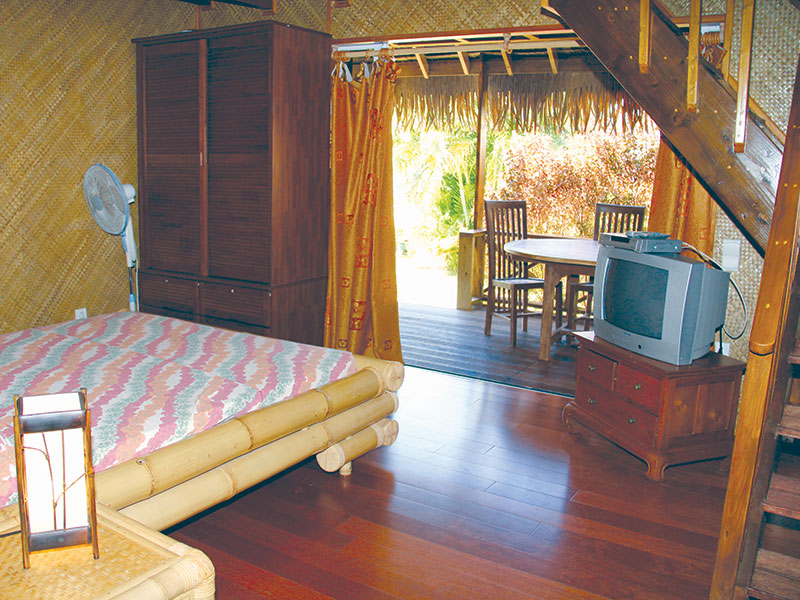 Fare Aute : Pension de famille en bord de plage à Moorea